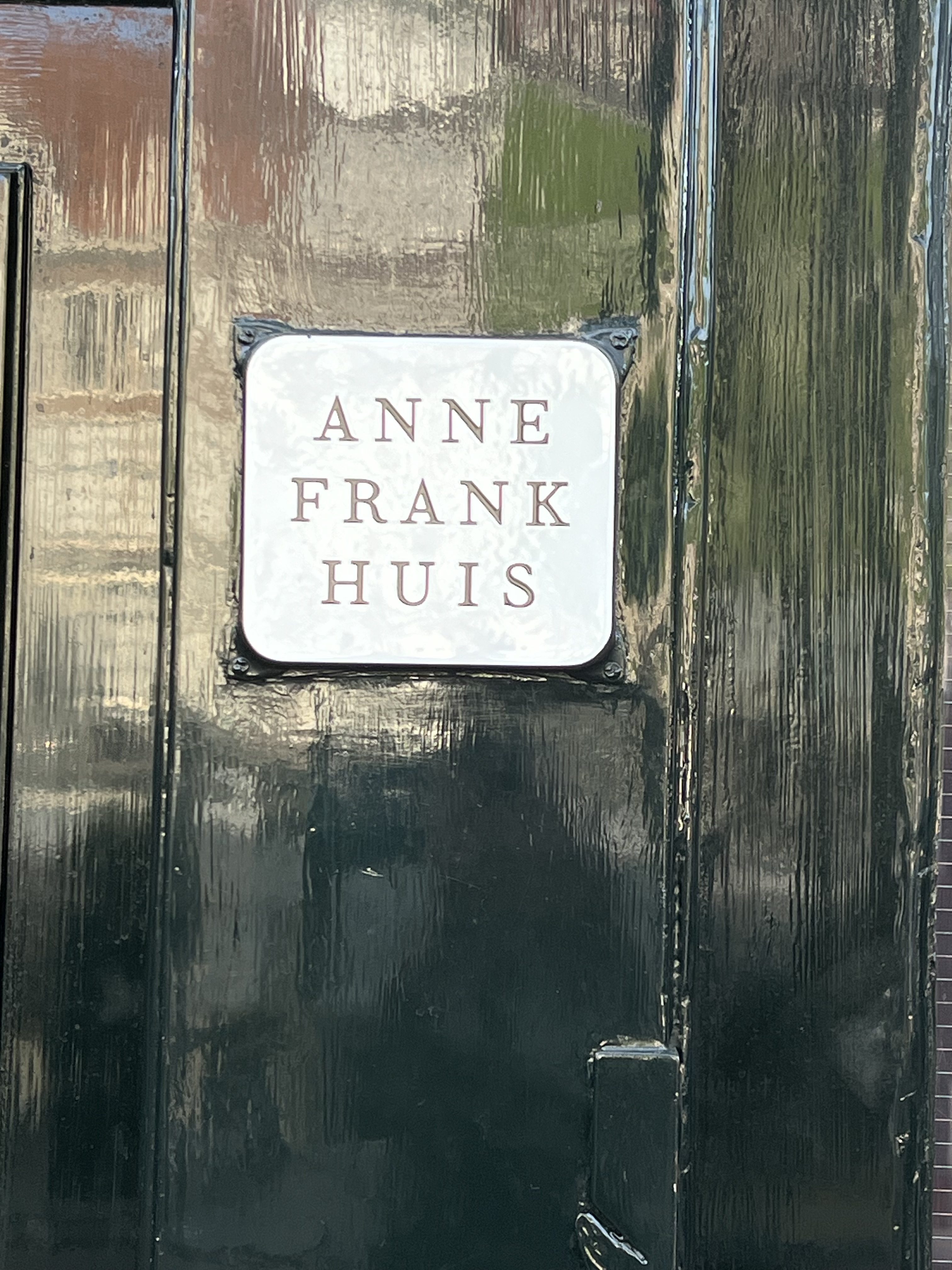 Visiting the Anne Frank House | Sandra's Town & Country